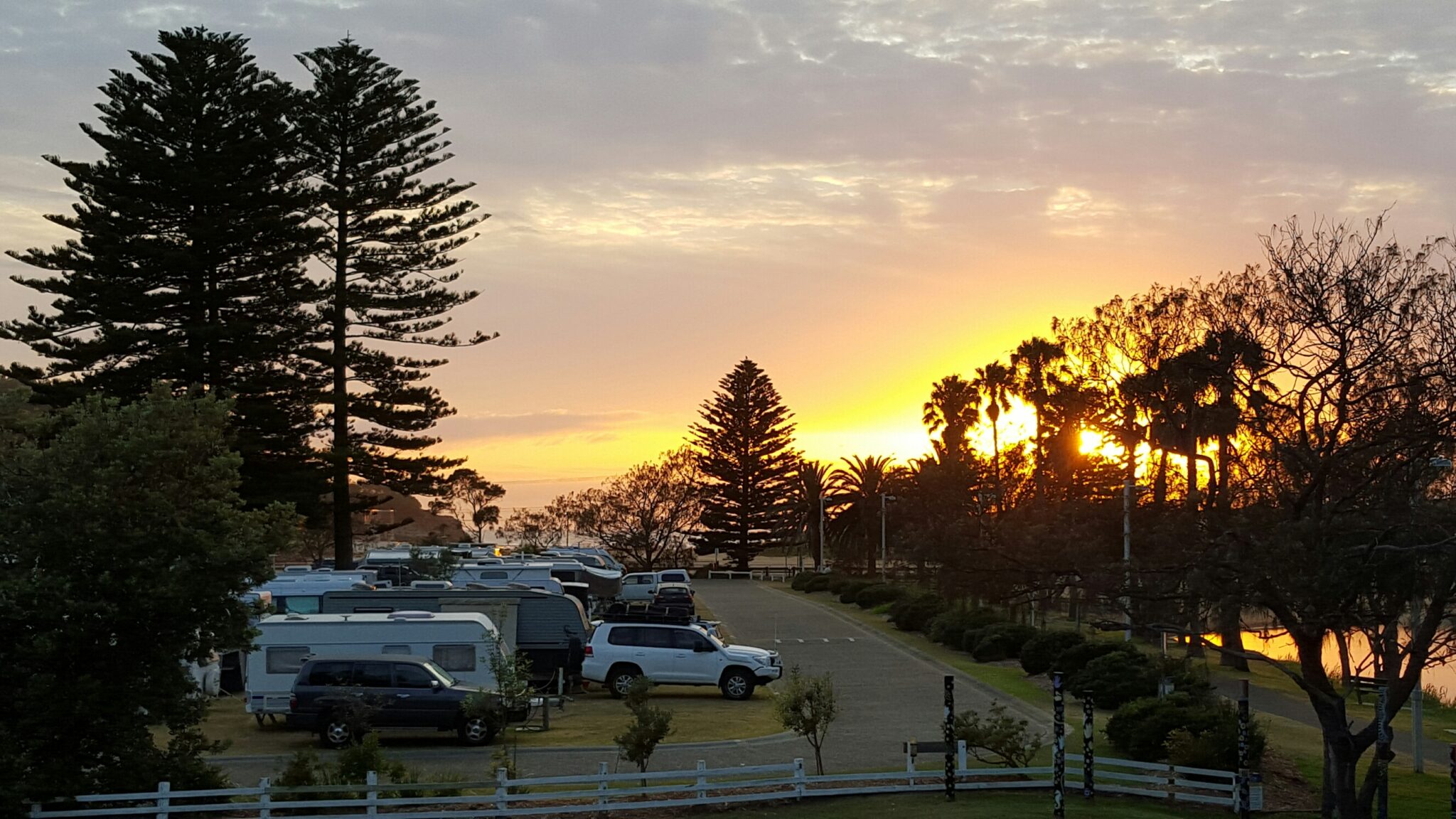 Caravanning & Camping - BIG4 Sydney Lakeside Holiday Park